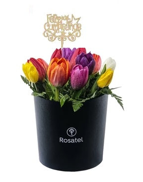 Sombrerera Negra Mediana con 12 Tulipanes Variados y Topper Feliz Cump ...